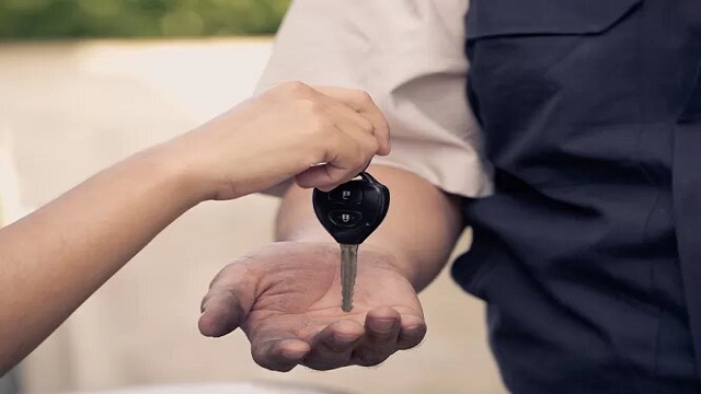 The Importance of Carrying a Spare Key and the Best Places to Keep It ...